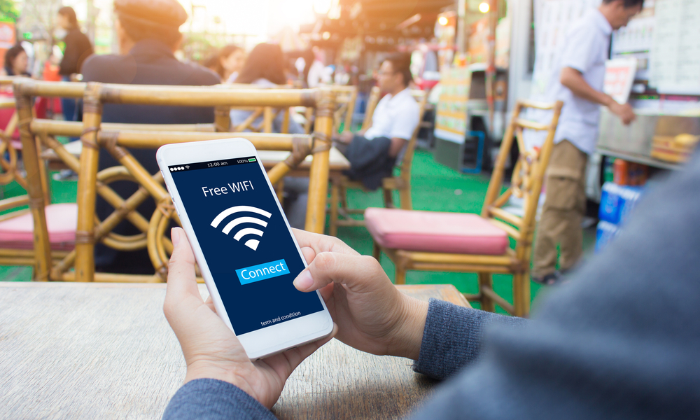 How to Safely Connect to Wi-Fi on Vacation | CheapOair MilesAway