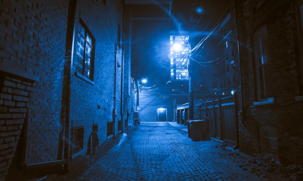 Explore These Top 9 Ghost Tours in the US! | CheapOair MilesAway