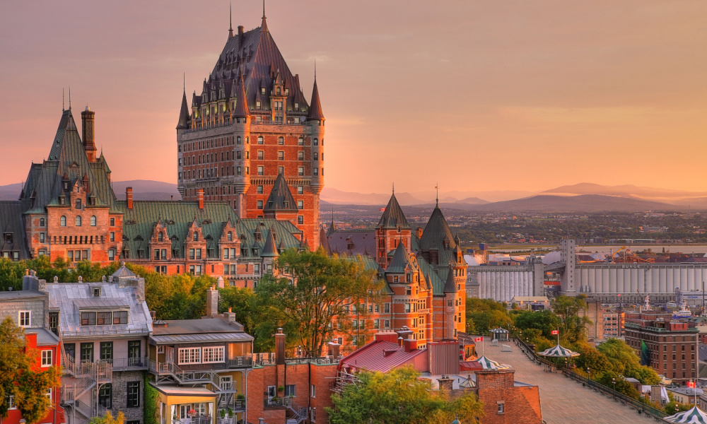 » C’est Si Bon! The Best of Quebec