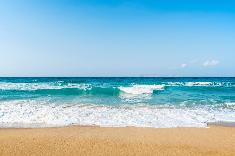 » Walk Along the Pristine Sands: Visit the World’s Cleanest Beaches