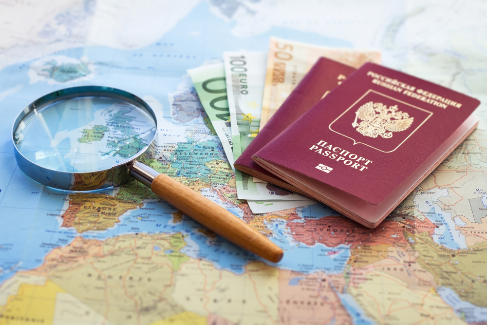 How to Plan a Trip to Europe | CheapOair MilesAway